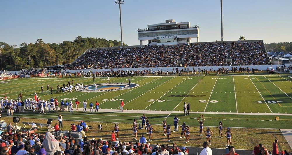 United Football League playoff game: Orlando Storm vs. DC Defenders ...