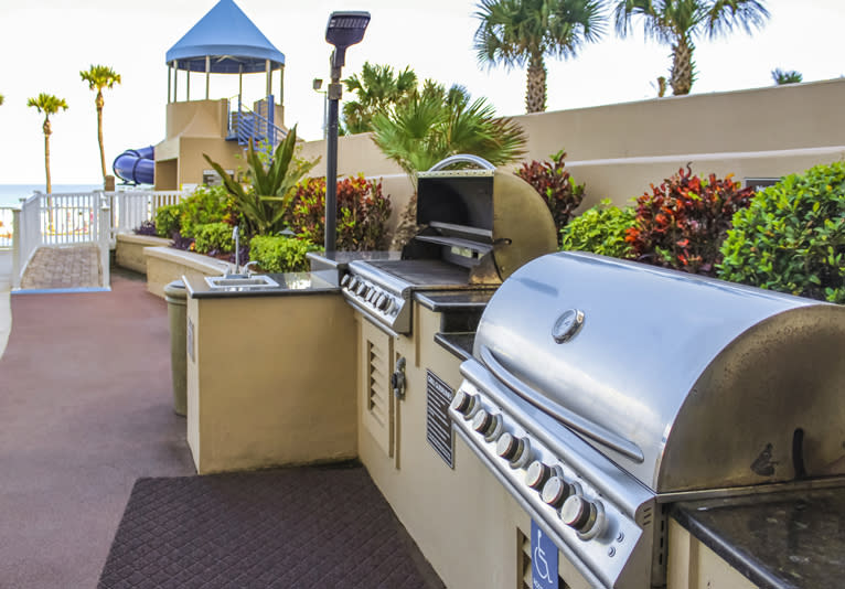 Hilton Vacation Club Daytona Beach Regency | Daytona Beach, FL 32118