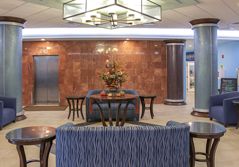 Hilton Vacation Club Daytona Beach Regency | Daytona Beach, FL 32118