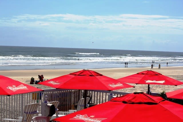 Racing's North Turn Beach Bar & Grille | Ponce Inlet, FL 32127
