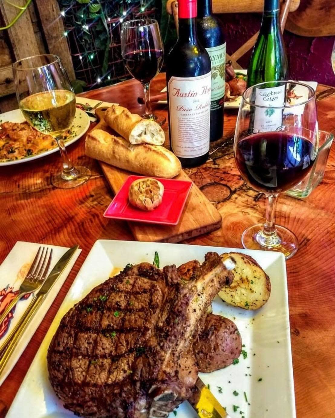 The Garlic | New Smyrna Beach, FL 32169