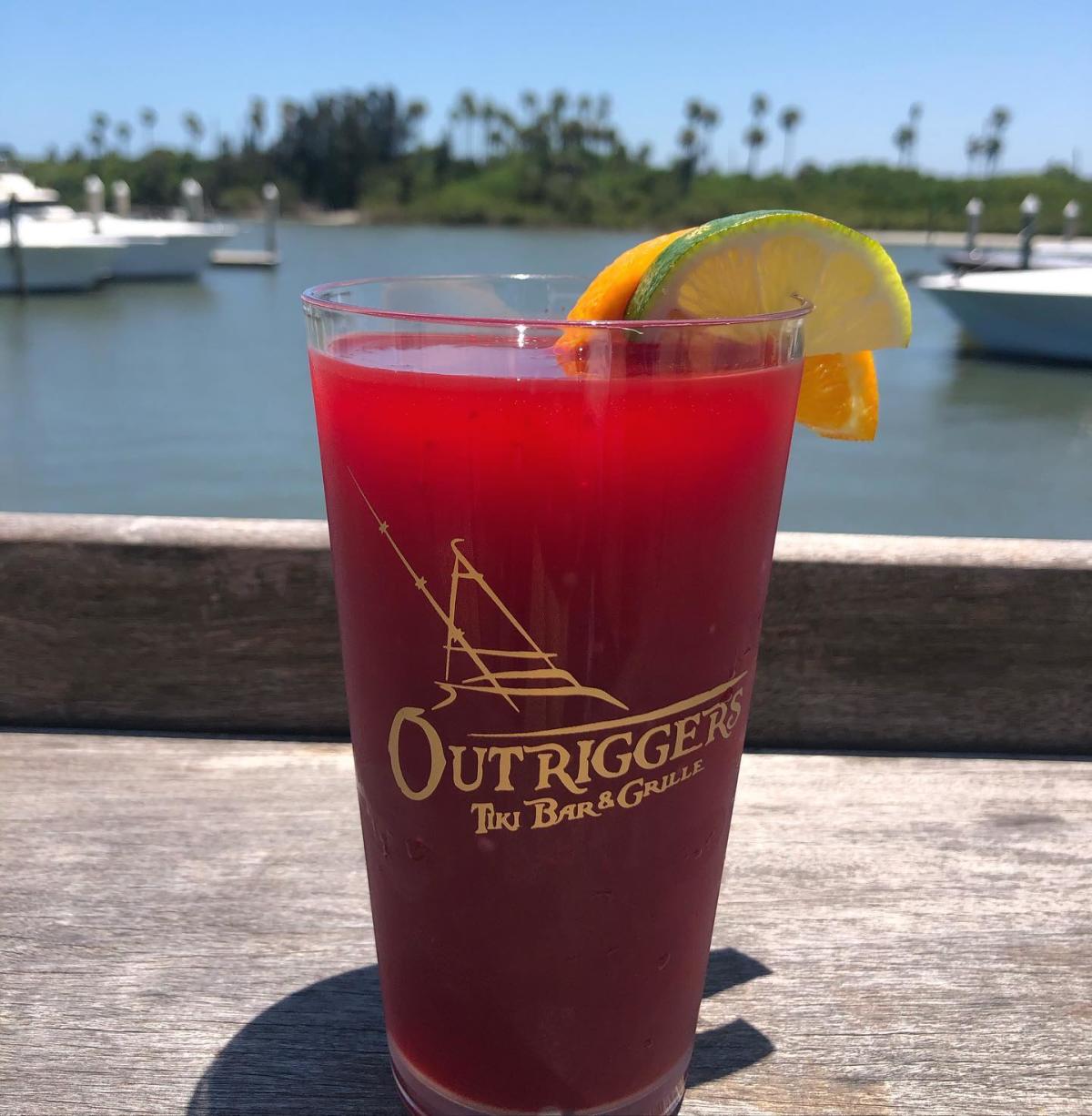 Outriggers Tiki Bar & Grille | New Smyrna Beach, FL 32169