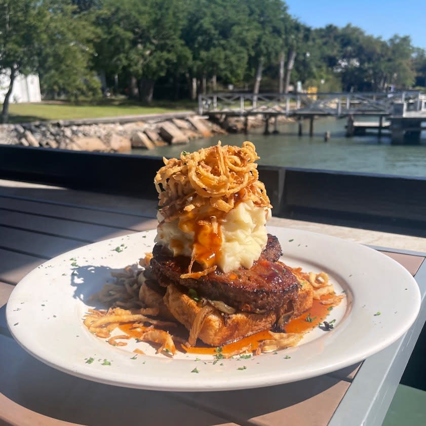 The Grille at Riverview | New Smyrna Beach, FL 32169