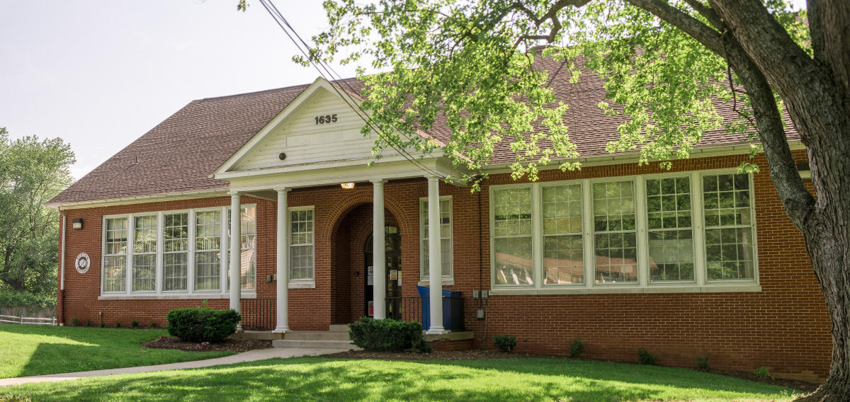 Edward F. Fry Memorial Library at Point of Rocks