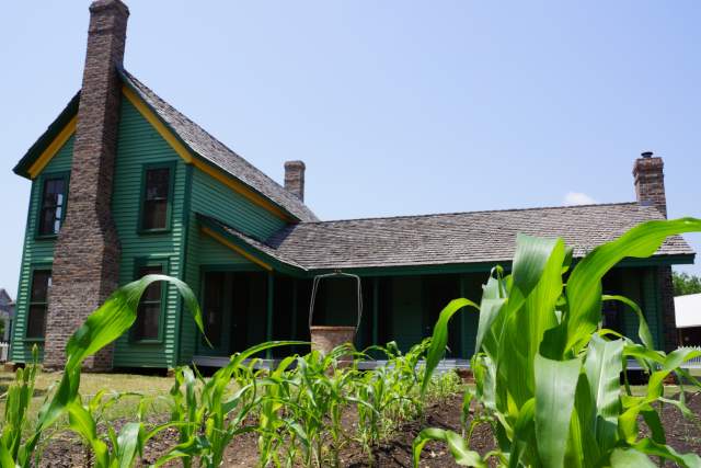 Historic Nash Farm Grapevine, Texas | Historic Farm Experience