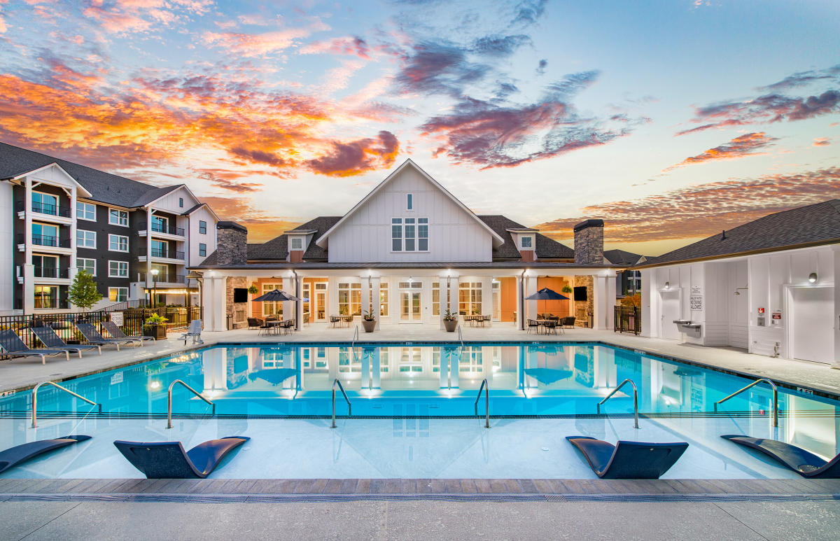 Adams Hill Apartments