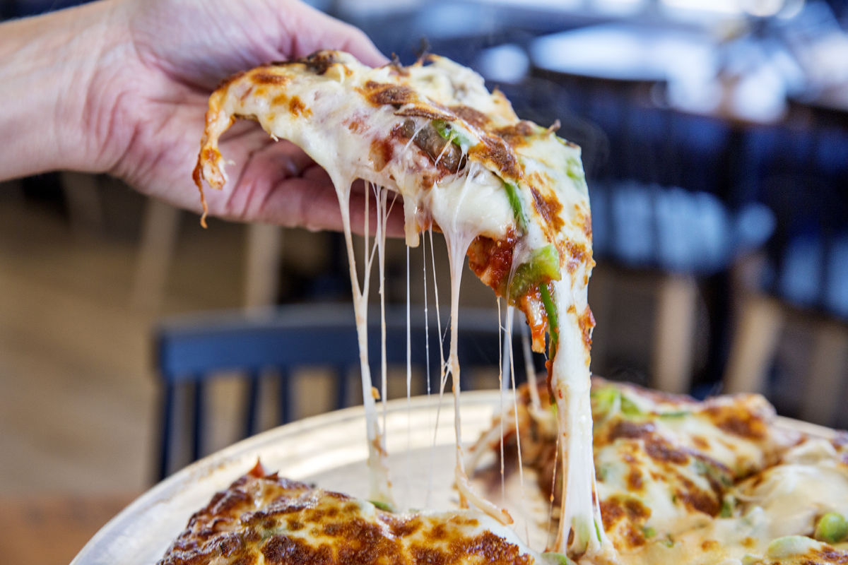 Myles' Pizza Pub