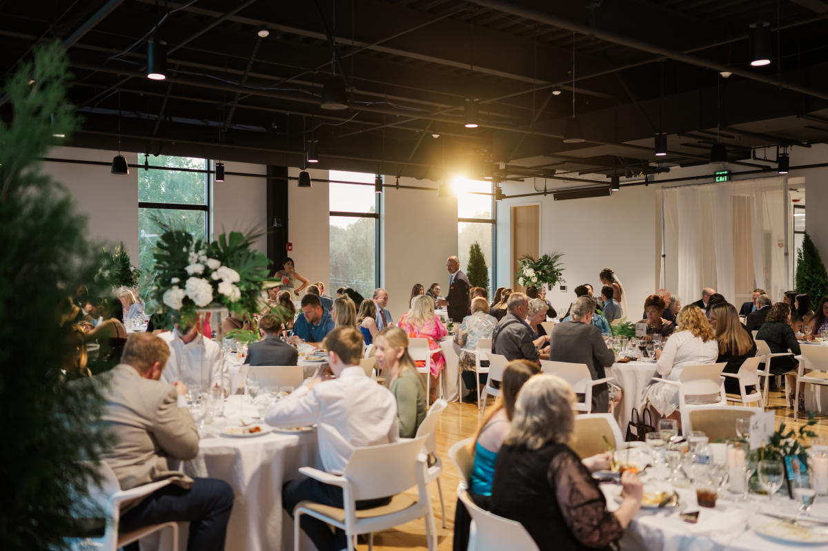 Hendricks Live! | Plainfield, IN