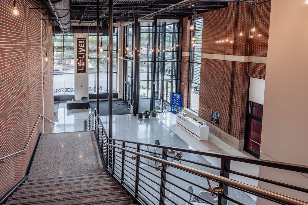 Hendricks Live! | Plainfield, IN