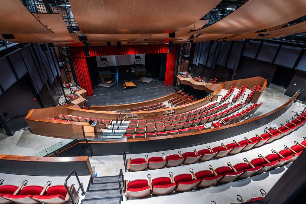 Hendricks Live! | Plainfield, IN