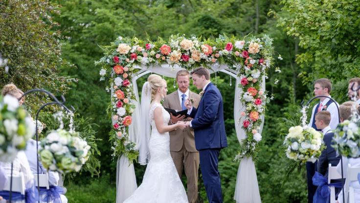 Avon isle park wedding | Beachweddingtips.com