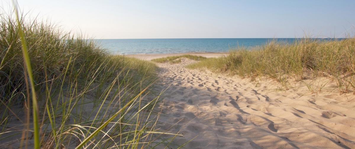 Indiana Dunes Beaches | Scenic Shoreline & Lake Michigan Fun