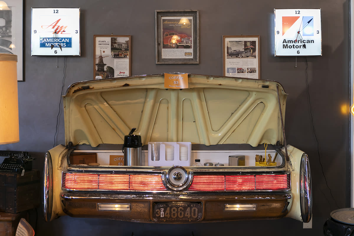 Olafson & Porter Vintage Goods | Kenosha, WI