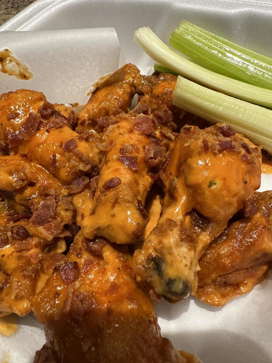 Bud's Bar & Grill | Archbald, PA