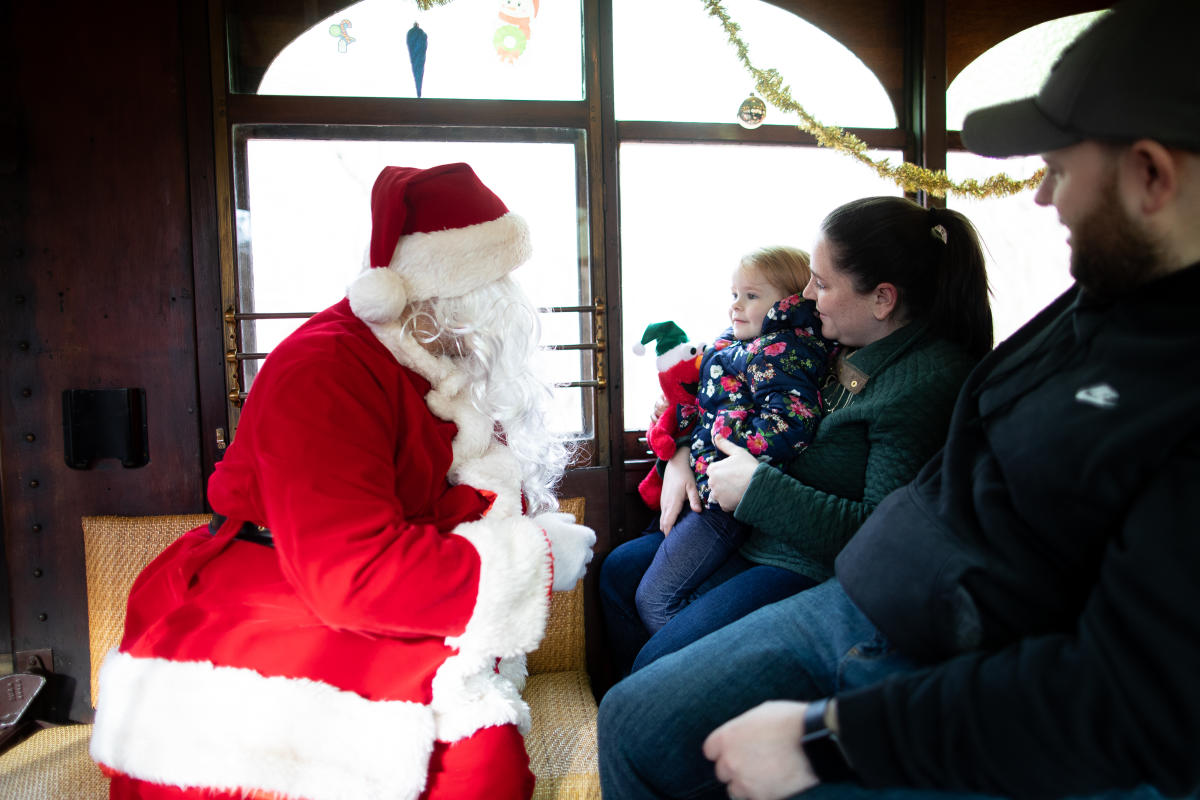 Scranton Santa Trolley Rides 2025 | Electric City Trolley Station & Museum