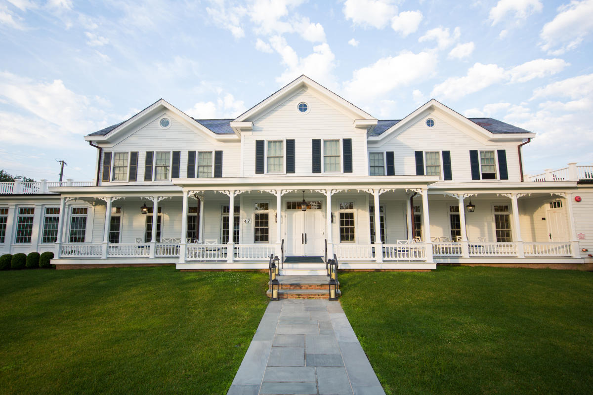 The Quogue Club at Hallock House