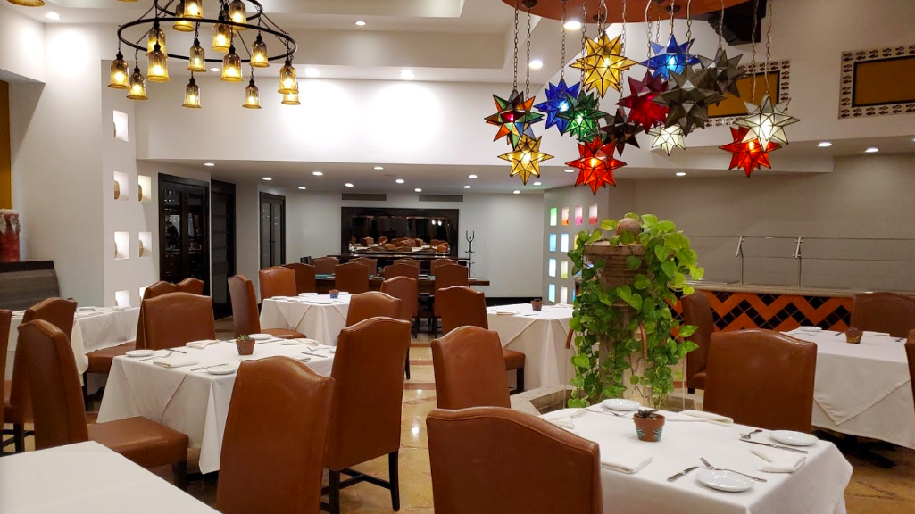 Estrella Restaurant