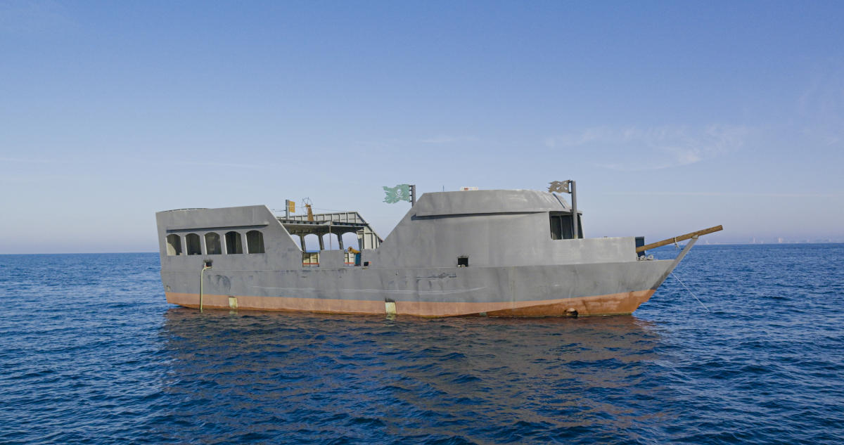 Pirate ship “Black Pearl” joins Panama City Beach’s artificial reef program