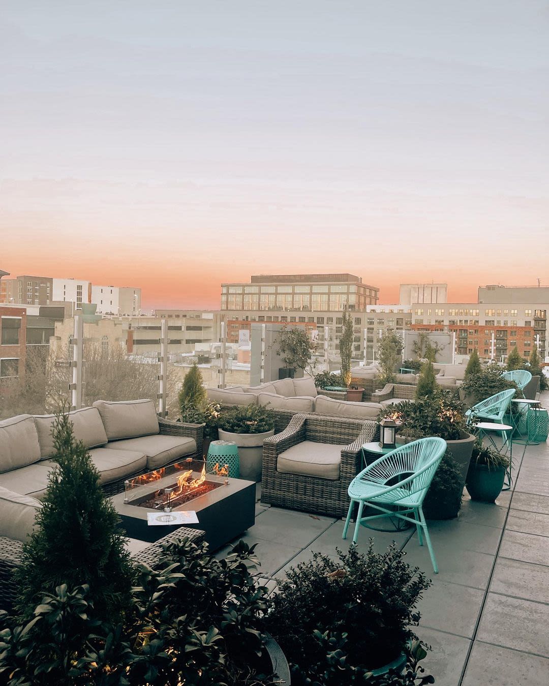 Botanical Lounge | Raleigh, NC 27603