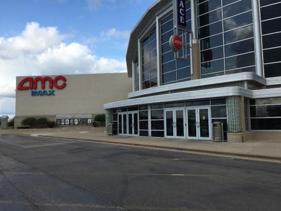 AMC Rockford 16 Movie Theater