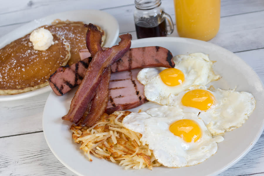 Machine Shed Restaurant - Rockford