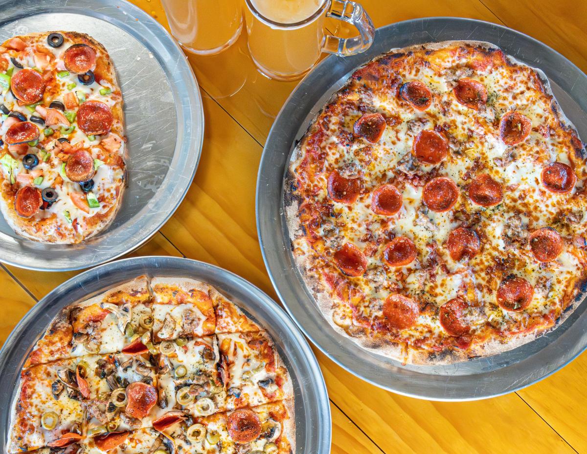 Top Dog Pizza & Pub