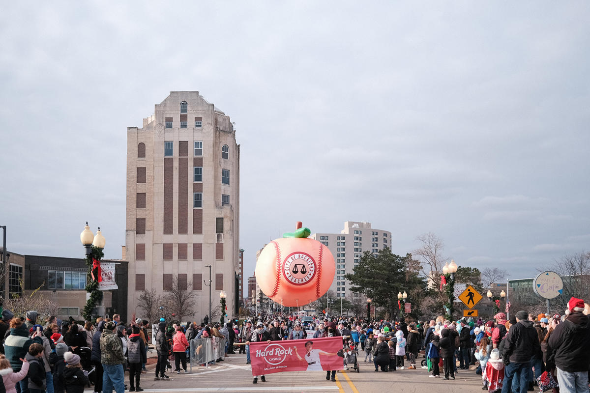 Stroll on State Parade Rules | Rockford Holiday Celebration