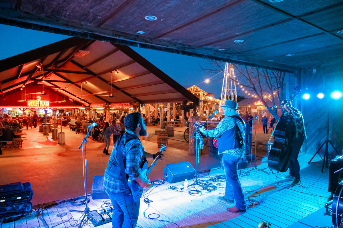 Tejas Rodeo Company