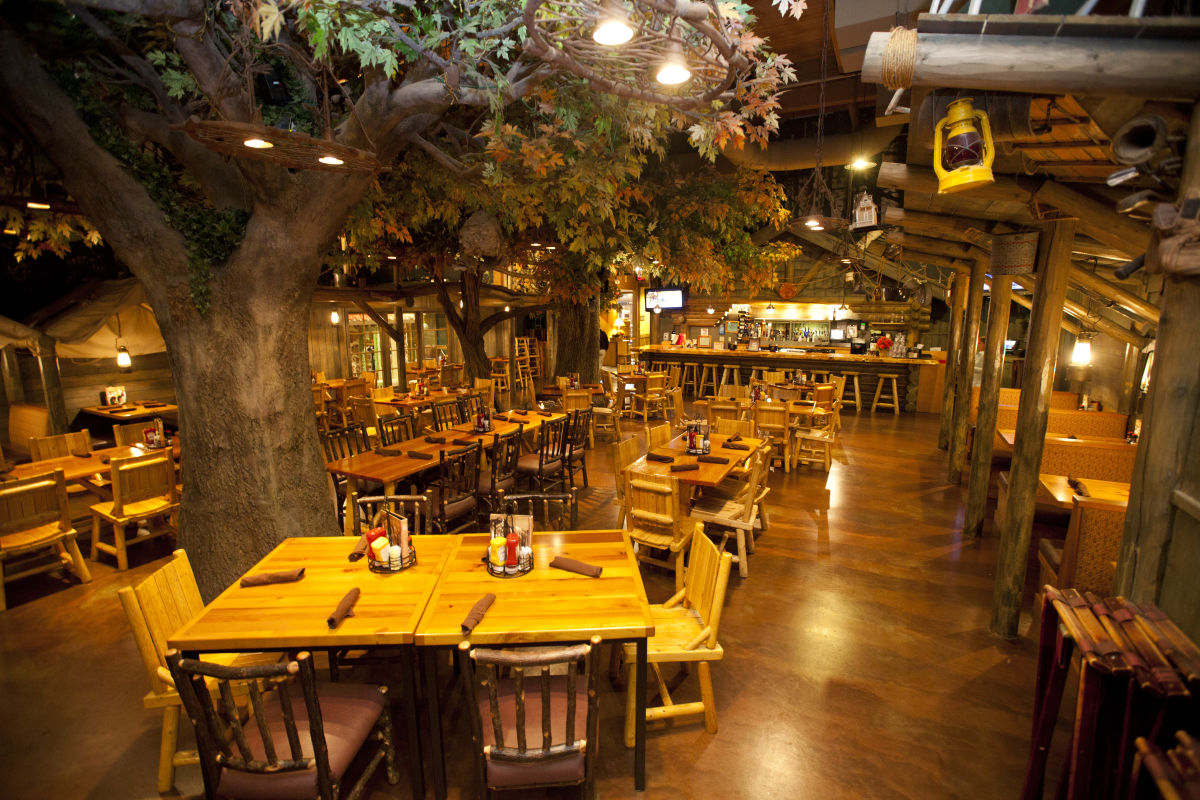 Camp Critter Bar & Grille at Great Wolf Lodge | Traverse City, MI 49684