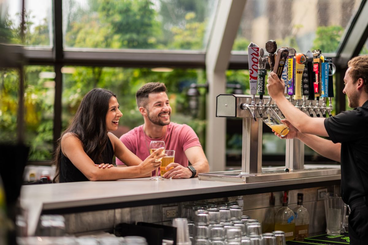 Jack's Taproom | Acme, MI 49610