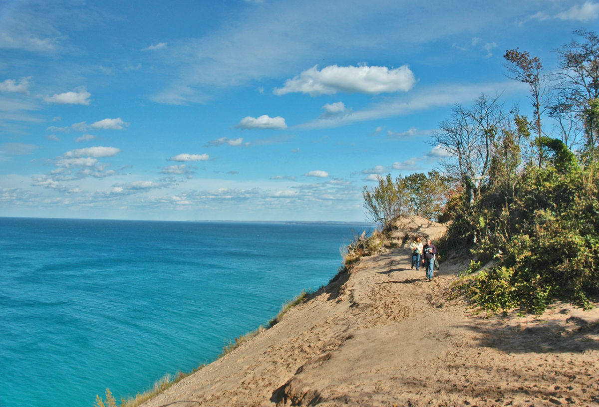 Pyramid Point Trail-Sleeping Bear Dunes | Glen Arbor, MI 49636