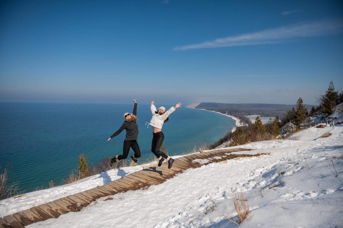 Traverse City Hotels, Events, Restaurants & Things to Do
