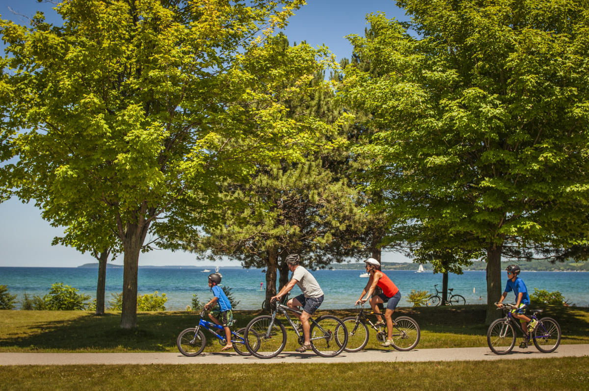 The Best Bike Trips and Tours in Traverse City, Michigan