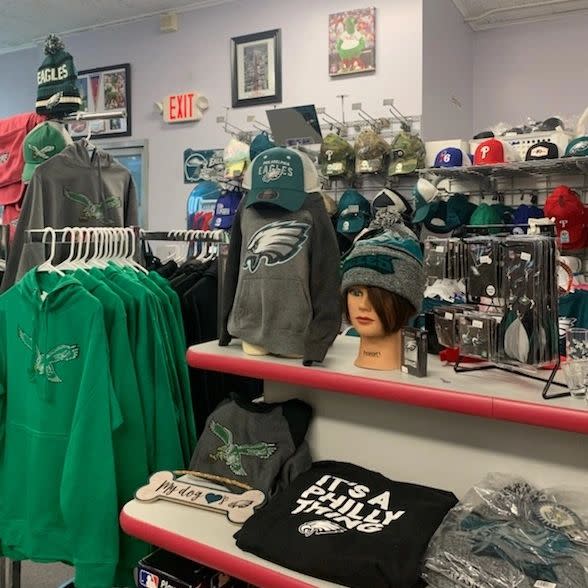 cool eagles gear